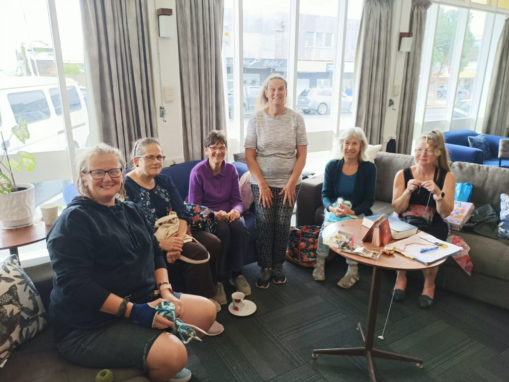 Warm Currents – Womens Group - Living Well Trust